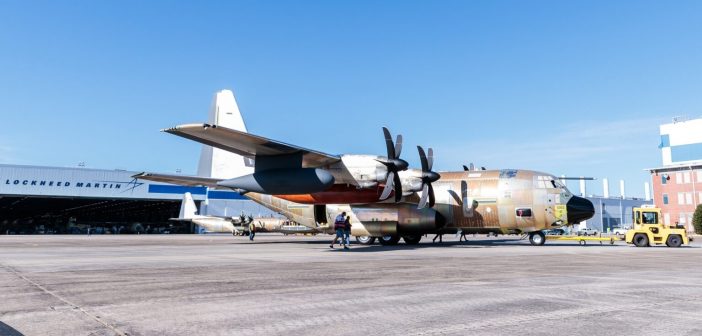 Lockheed Martin Luncurkan Pesawat Tanker KC-130J Super Hercules Pertama ...
