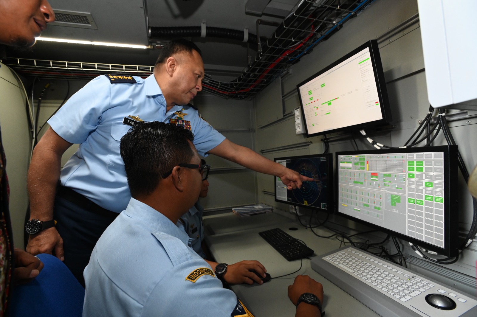 KSAU Resmikan Unit Radar RAT 31DL/M Pacitan yang Dilengkapi Antena ...